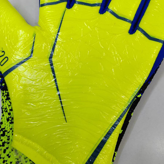 Buy Predator gloves | Printfolio